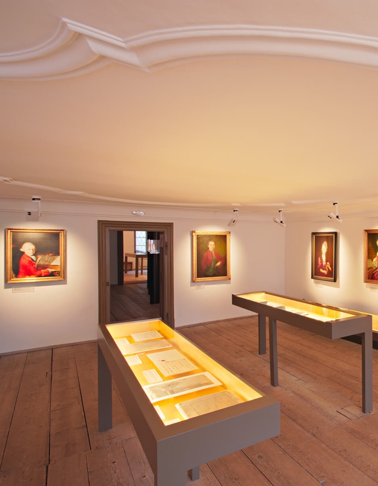 Mozart birthouse | Museum in Salzburg | open to visit | International ...